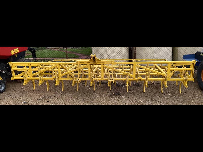 GYRAL GYRAL SCARIFIER for sale