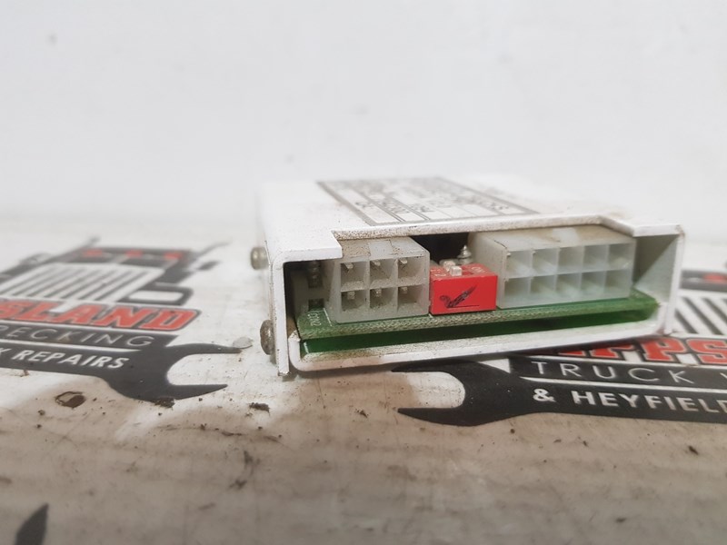 KENWORTH ENGINE BRAKE CONTROLLER 7042300 KENWORTH 7042300 for sale