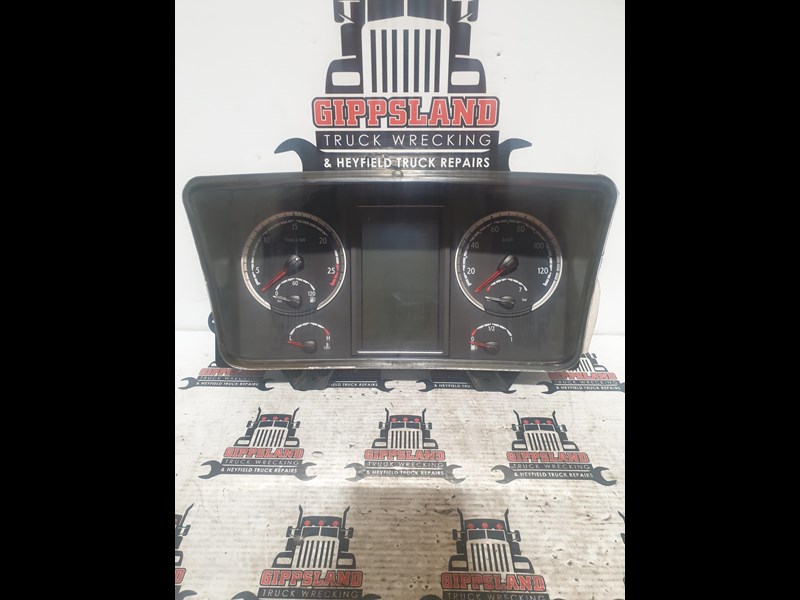 SCANIA R560 INSTRUMENT CLUSTER 2061565 900258/5R48 SCANIA 2061565 ...