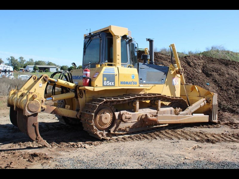 2014 KOMATSU D85EX-15EO for sale