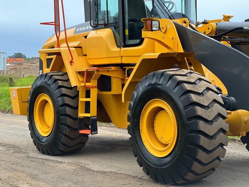 2015 VOLVO L105 for sale