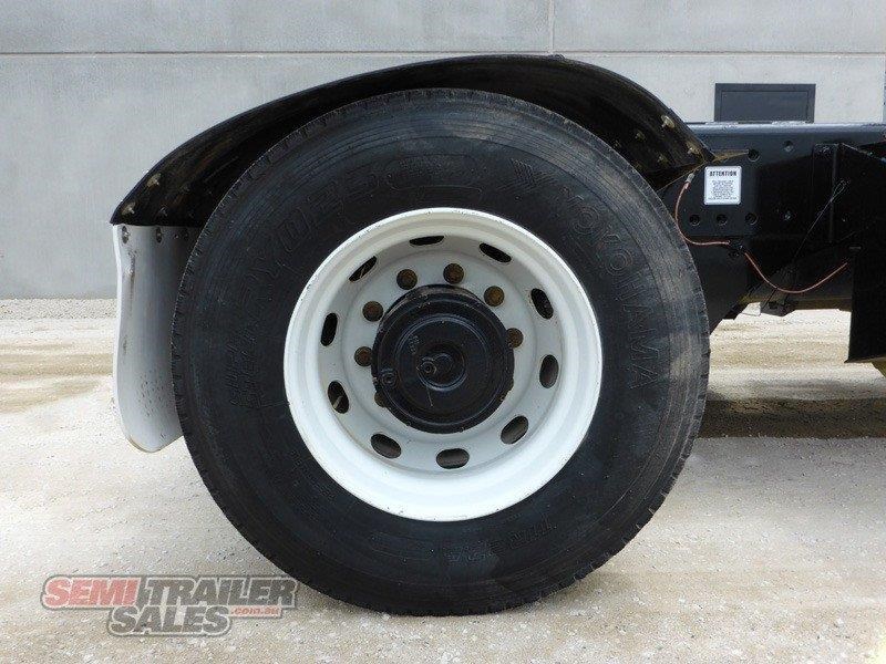 DAYSWORTH YARD TUG KALMAR TERMINAL TRACTOR TUG for sale