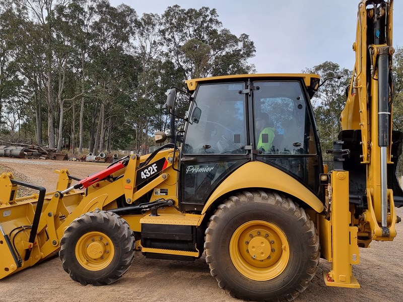 2012 CATERPILLAR 432F BACKHOE 4WD Extendahoe SideShift Fitted with 4in1 ...