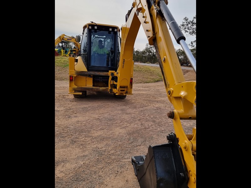 2012 CATERPILLAR 432F BACKHOE 4WD Extendahoe SideShift Fitted with 4in1 ...