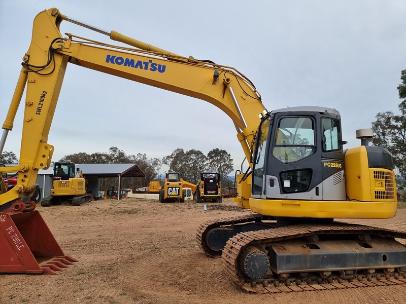 2003 KOMATSU PC228US-3EO for sale