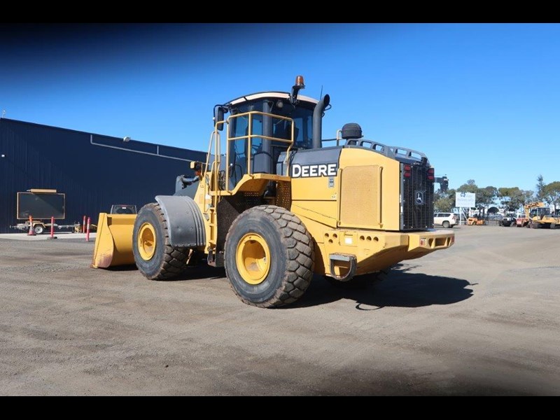 2012 JOHN DEERE 724K WHEEL LOADER for sale