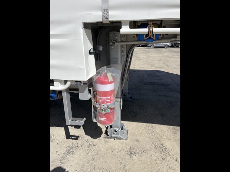 2021 VAWDREY 34 PALLET DROP DECK CURTAINSIDER B DOUBLE for sale