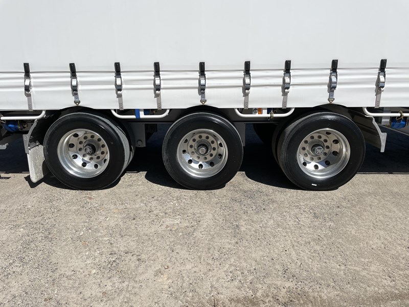 2021 VAWDREY 34 PALLET DROP DECK CURTAINSIDER B DOUBLE for sale