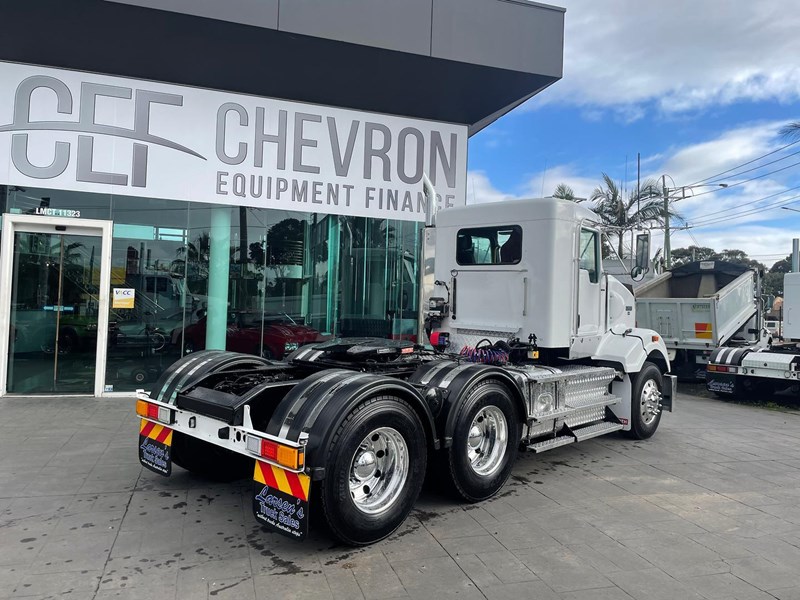 2016 KENWORTH T409 SAR DAYCAB AUTOSHIFT for sale