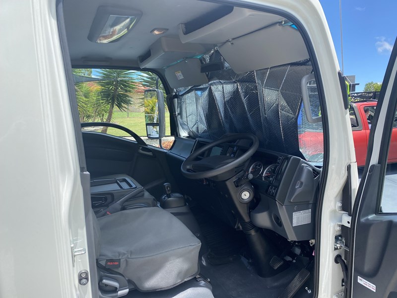 2022 ISUZU NPR 65-190 for sale