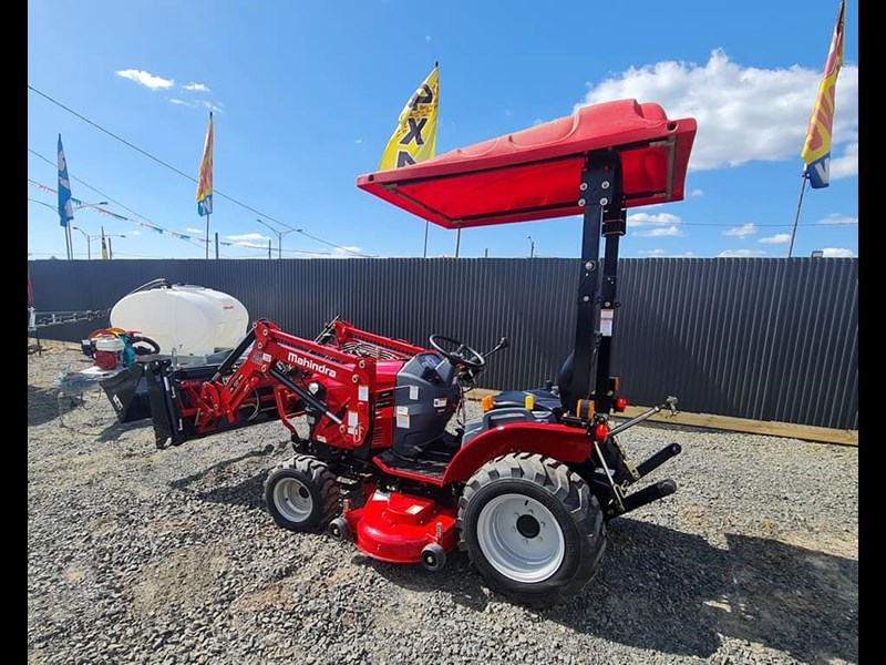 MAHINDRA EMAX 25 HST WITH FRONT-END LOADER AND CUTTING DECK for sale