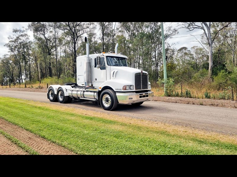 2004 KENWORTH T404 S C15 90T for sale