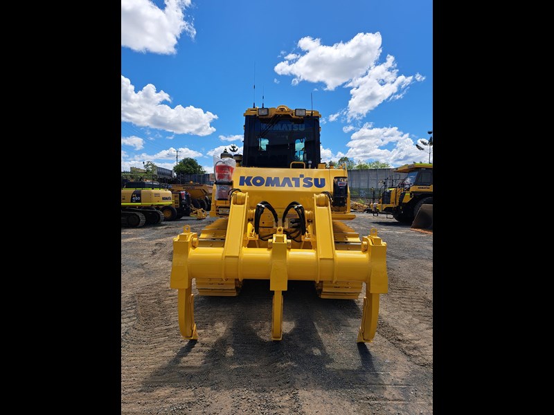 2017 KOMATSU D85EXI-18 for sale