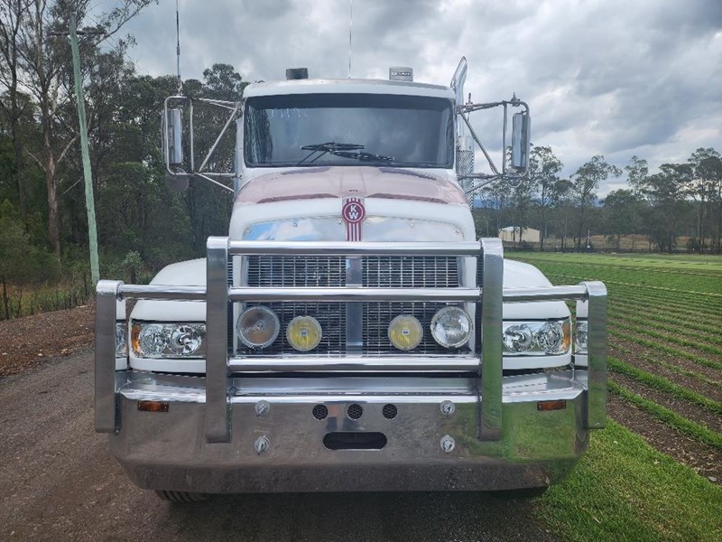 2006 KENWORTH T350 for sale