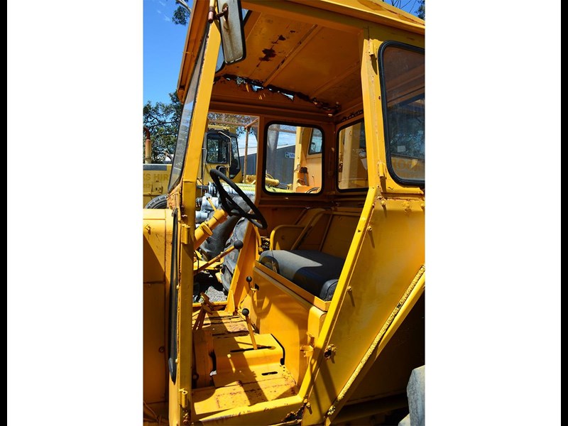 1975 CHAMBERLAIN C6100 for sale
