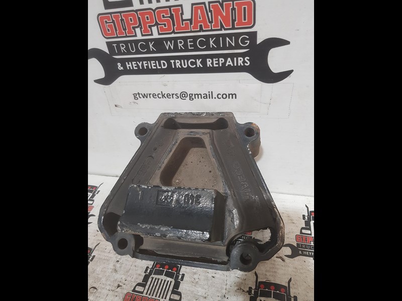 IVECO ENGINE MOUNTS 500364186 IVECO 500364186 for sale