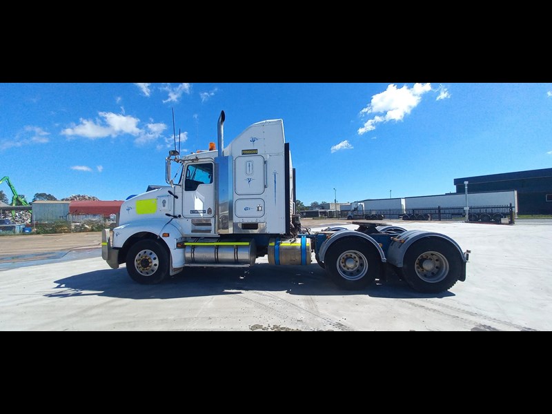 2010 KENWORTH T608 T608 for sale