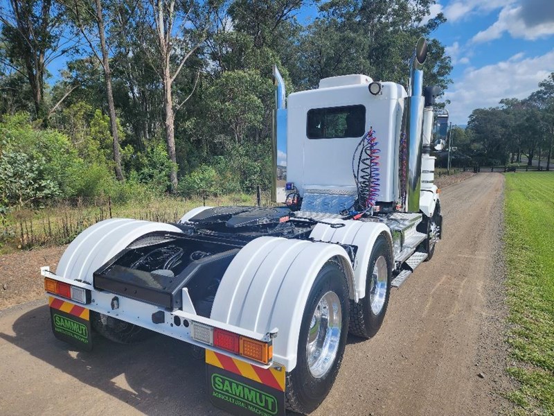 2015 KENWORTH T409 SAR CUMMINS E5 FRESH REBUILD for sale