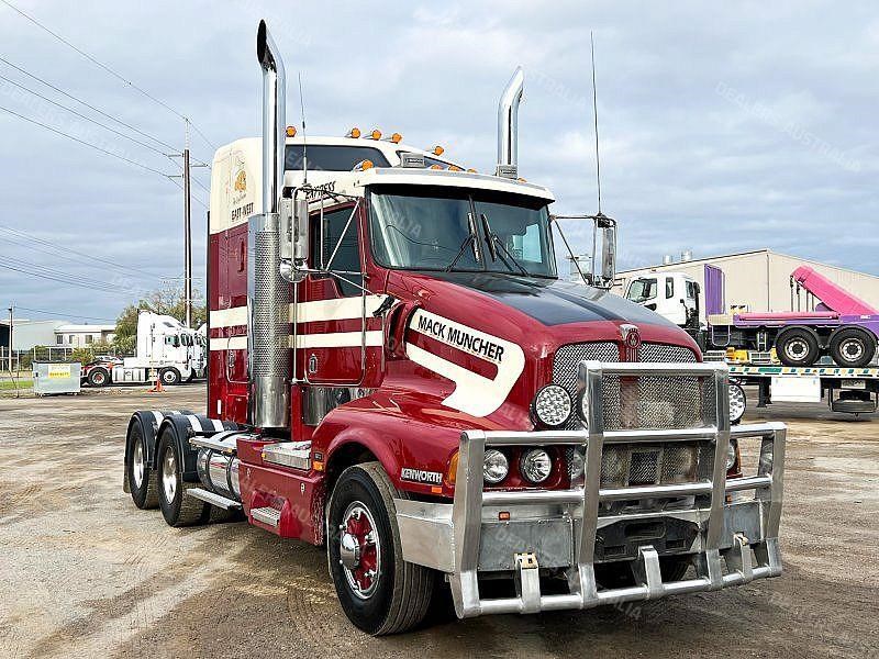 2004 KENWORTH T604 for sale