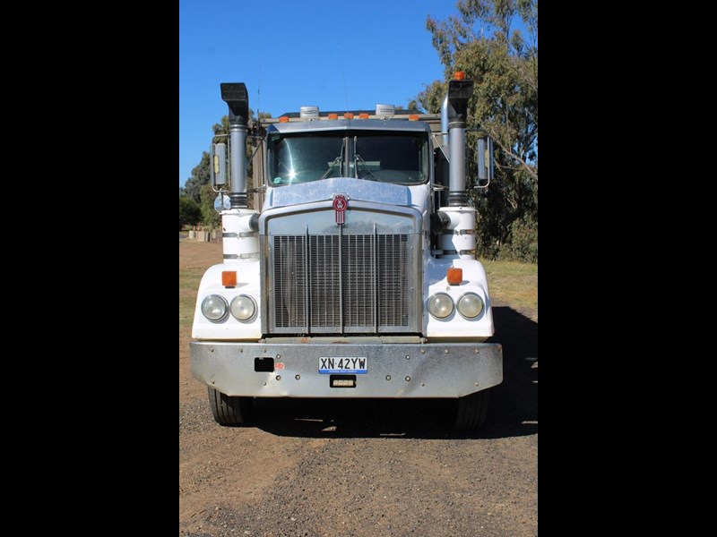 2004 KENWORTH T404 for sale