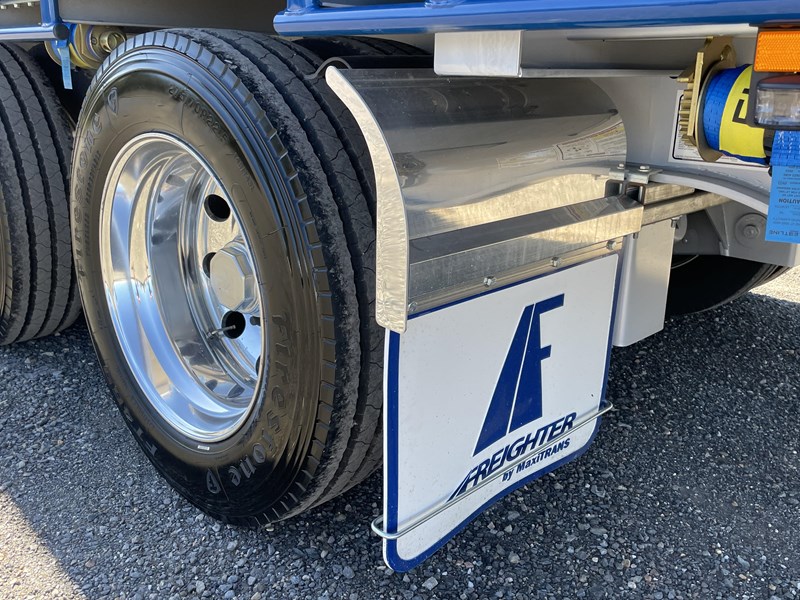 2023 MAXITRANS 45FT DROP DECK CURTAINSIDER TRAILER WITH MEZZ DECKS for sale