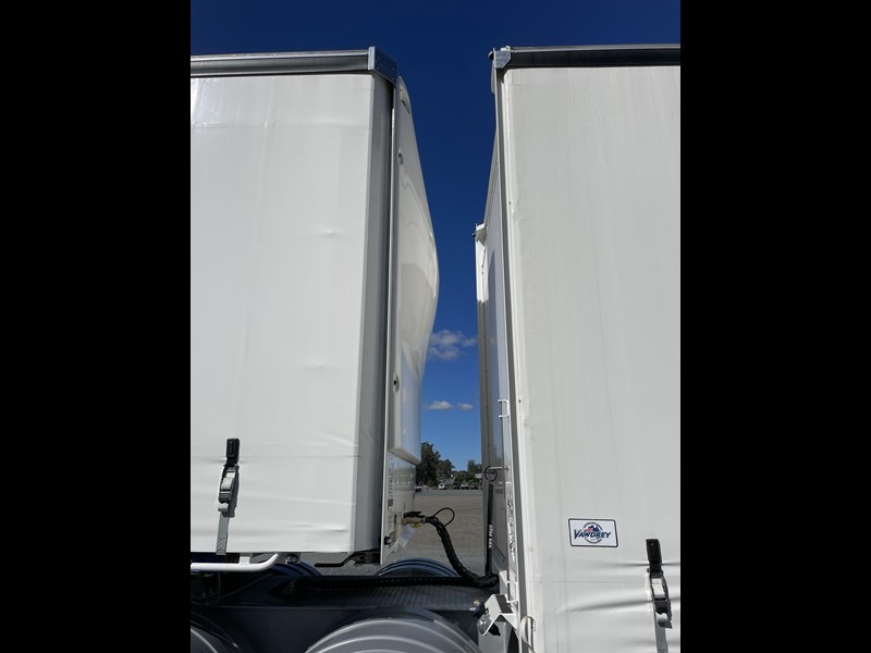 2022 VAWDREY 34 PALLET DROP DECK CURTAINSIDER B DOUBLE for sale