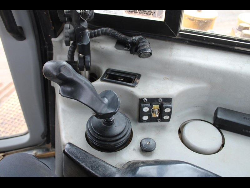 2006 CATERPILLAR D6R LGP SERIES III SWAMP DOZER for sale