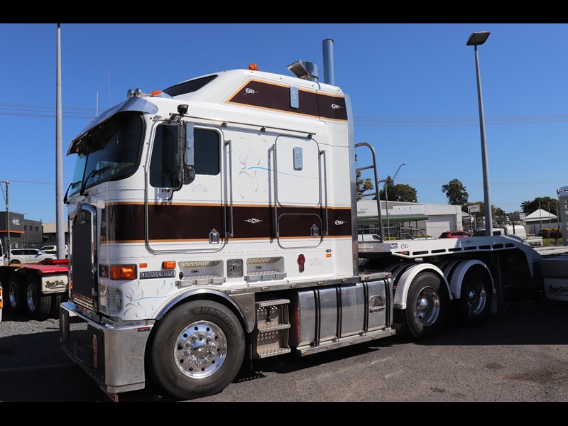 KENWORTH K108 BIGCAB for sale