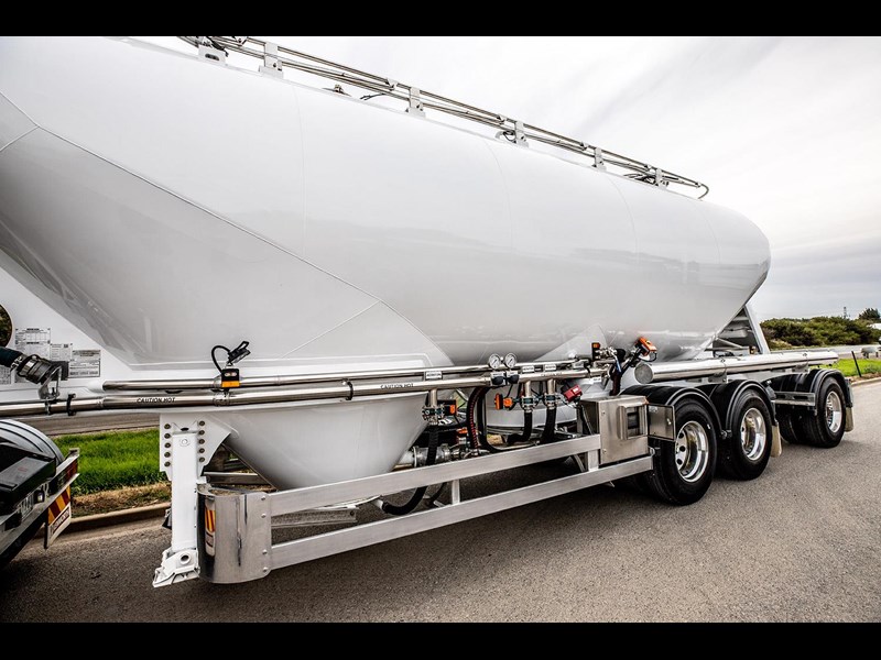 2023 JAMIESON DRY BULK / POWDER TANKERS - TRI AXLE Dry Bulk / Powder ...