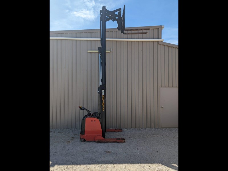 XILIN 1.35T ELECTRIC WALKIE REACH STACKER for sale