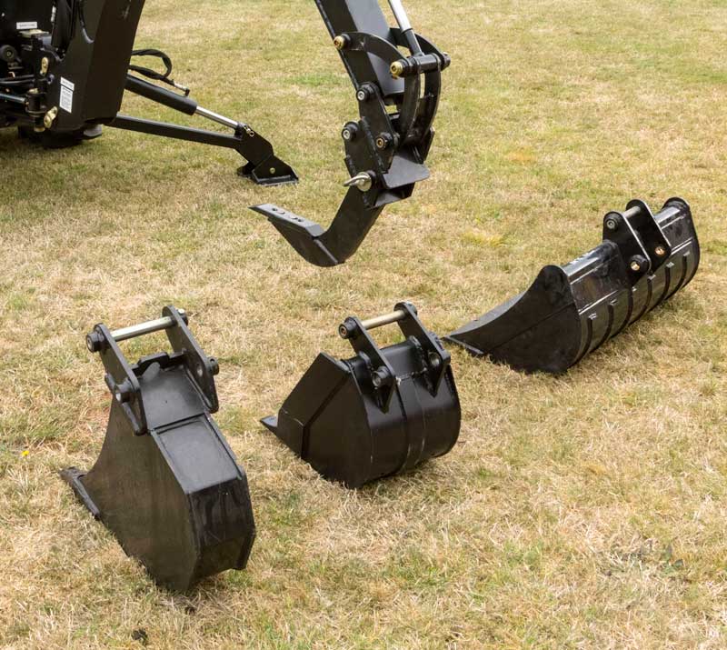 Emu EBH 760 Linkage Backhoe review